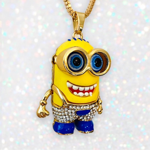 Betsey Johnson | Jewelry | Nwt Minions Large Pendant Gold Necklace ...